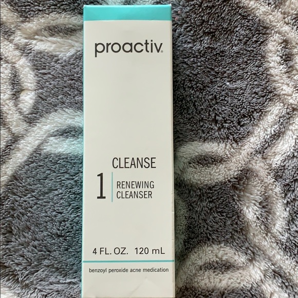 Proactiv | Skincare | Proactiv Renewing Cleanser Step | Poshmark